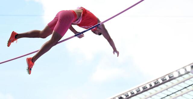 城市英雄 102期 | 撑！翱翔巴黎的宝安仔_腾讯新闻