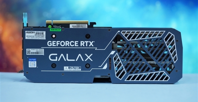 全方位战胜RTX 3090 Ti！NVIDIA RTX 4070 Ti SUPER首发评测_腾讯新闻