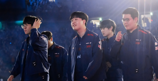 JDG不敌T1止步四强，选手差距明显，BP问题也很大_腾讯新闻