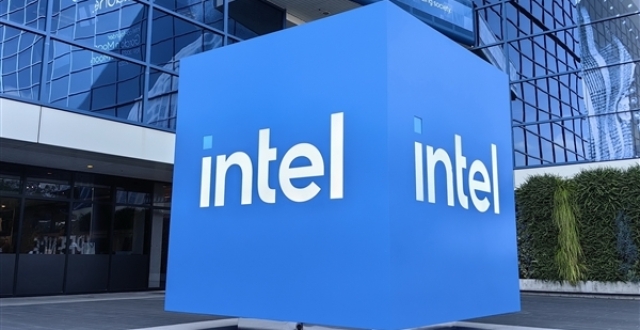 Intel错失AI关键机遇！曾拒绝10亿美元收购OpenAI股权_腾讯新闻