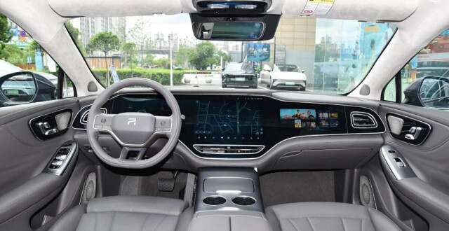 详解飞凡F7长续Pro版，续航666km，5.7秒破百，家用值得选吗？_腾讯新闻