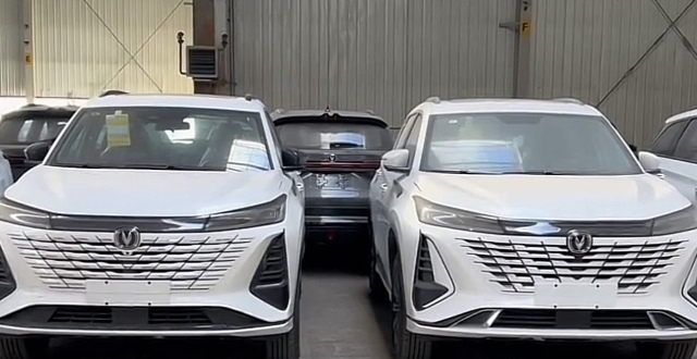 官降1.5万！长安第三代CS75 PLUS冠军版实车到店，标配L2级+8AT_腾讯新闻