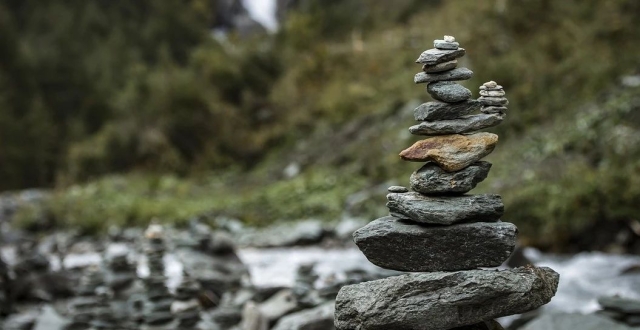 中通VS圆通VS韵达VS申通，三年来业务量及价格如何变化？_腾讯新闻