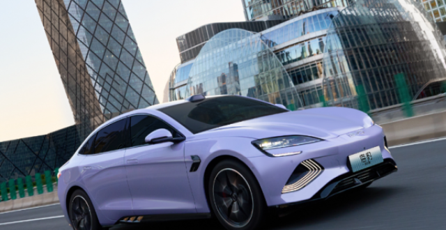 9月中国汽车出口53.9万辆 奇瑞具榜首 比亚迪增幅96%_腾讯新闻