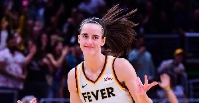 克拉克无缘美国奥运名单原因：未参加此前国家队训练营&开局慢热_腾讯新闻