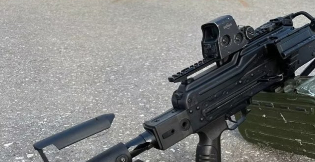 俄罗斯PKP-SP特种部队机枪亮相 最新改进亮点颇多 细节仍需完善_腾讯新闻