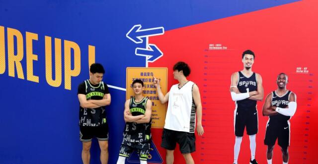 沉浸式光影×篮球嘉年华！NBA ON SHOW华南首展佛山站即将开幕_腾讯新闻
