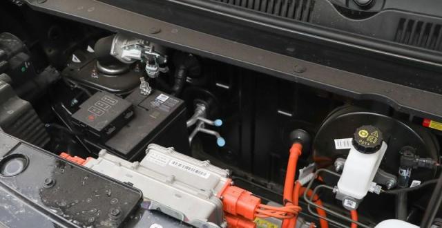 预售4.78万起 五菱之光EV开启预售 纯电续航201km_腾讯新闻