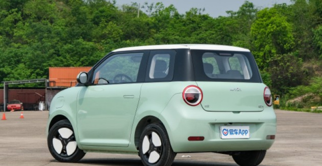 长安Lumin 301公里快充版将10月推出 在售车型至高优惠1万元_腾讯新闻