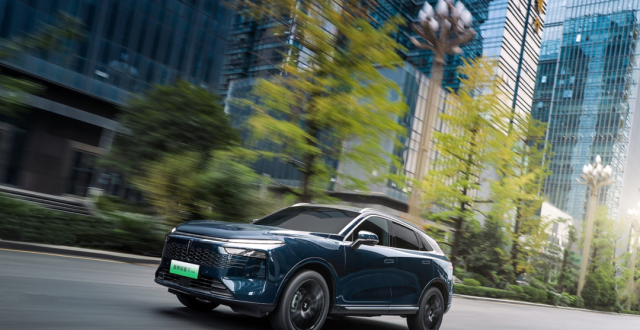 搭载电四驱+四挡DHT，新摩卡Hi4上市，售23.88万元_腾讯新闻