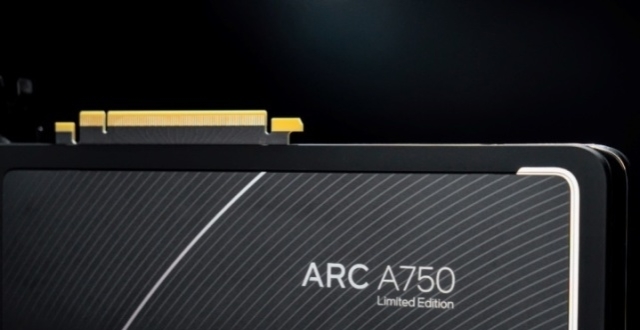 锐炫A750新驱动实测：DX9游戏提升巨大性能狂飙_腾讯新闻