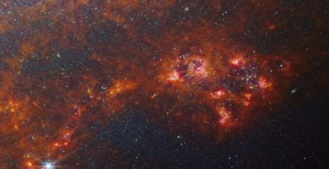 距离地球 3500 万光年，“独行侠”NGC 1559 星系新图公布_腾讯新闻