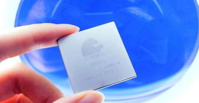 启明930｜北极雄芯发布国内首款基于异构Chiplet集成的智能处理芯片_腾讯新闻