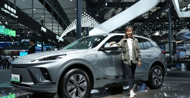 别克ELECTRA E5智电大五座SUV先锋版16.99万元_腾讯新闻