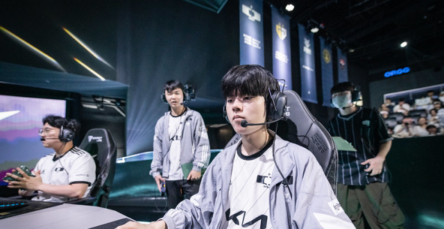 KT2-0淘汰DK，晋级8强！Deft技能全空，DK痛失好局_腾讯新闻