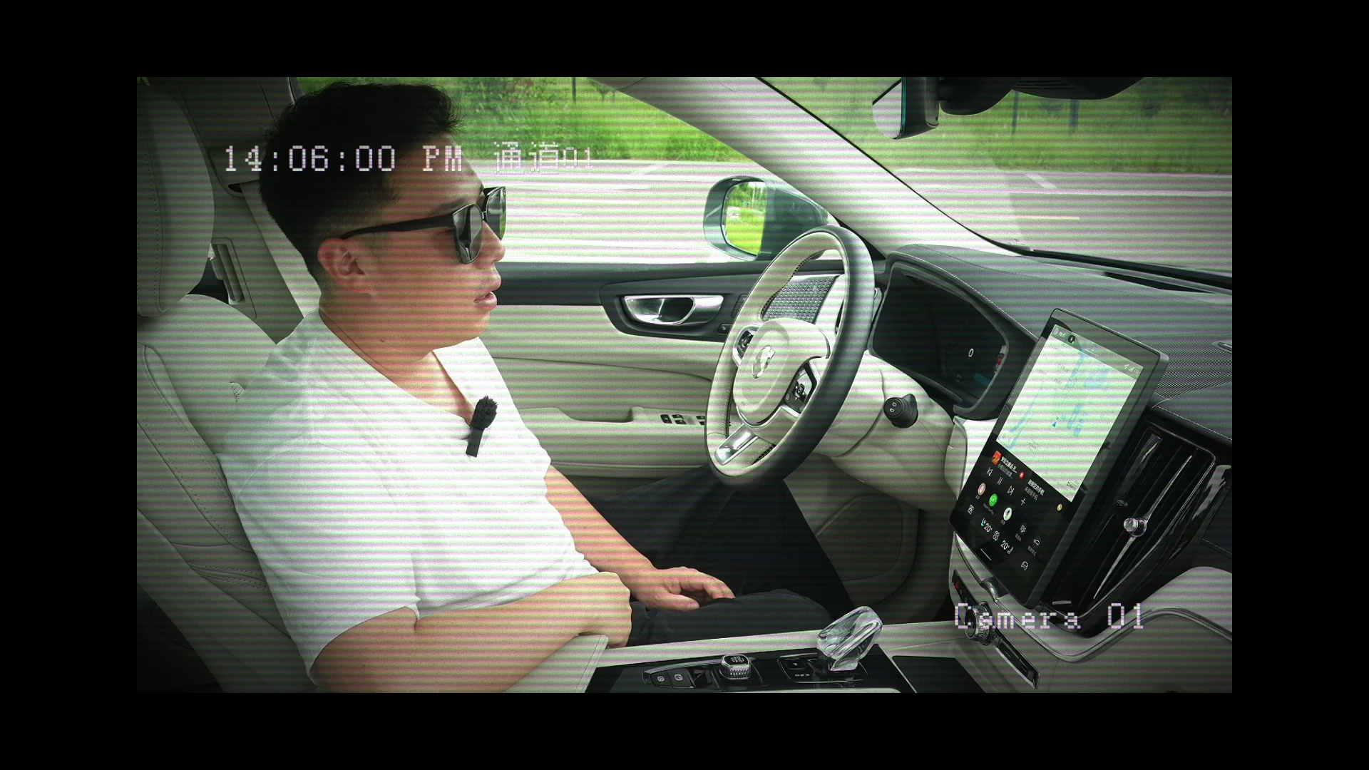 全新XC60 VS奥迪Q5L：当家庭安全卫士遇上德系豪华一哥，谁更懂家用需求？_腾讯新闻