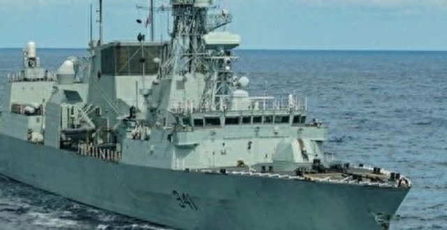 在中国周边耀武扬威的加拿大军舰，被中国052D一番“教训”_腾讯新闻