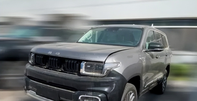 北汽全新BJ60谍照曝光，造型更硬派，新增1.5T版本，四季度上线！_腾讯新闻