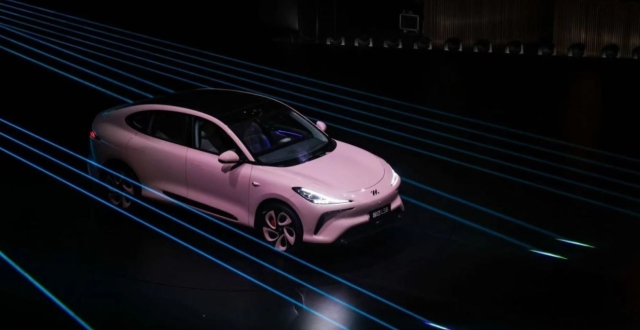 【专访】智己汽车CEO刘涛：LS6定价损失了一部分毛利，正在规划插混产品_腾讯新闻