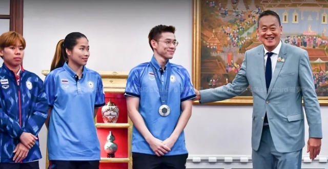 为泰国羽毛球创造历史，奥运银牌昆拉武特被总理赛塔接见，获1100万奖金_腾讯新闻