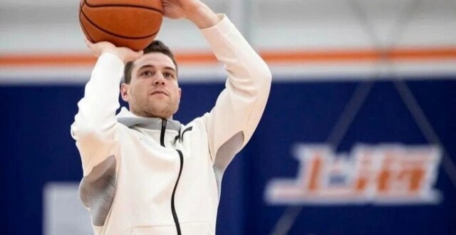 “寂寞大神”再见！36岁弗雷戴特宣布退役，曾在CBA3次砍下70+_腾讯新闻