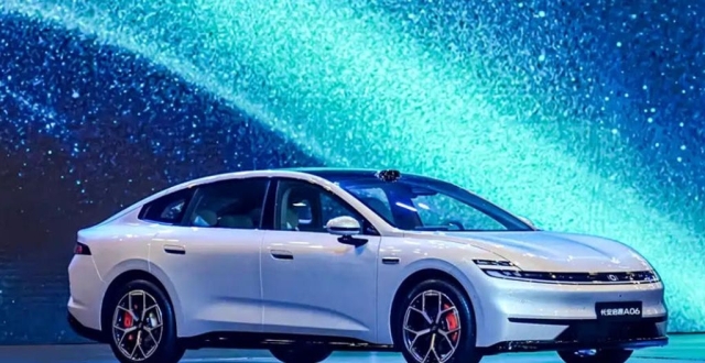 真能“2秒补能1公里”？新央企首车A06将上市，价格或有惊喜_腾讯新闻