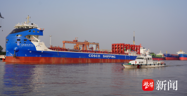 全球首制700标箱纯电池动力集装箱船“N997轮”顺利试航_腾讯新闻