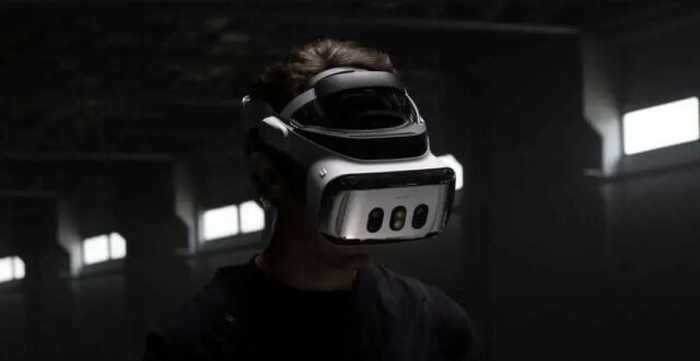 Varjo推出XR-4系列新付费许可结构，Base Pro年费2500美元_腾讯新闻