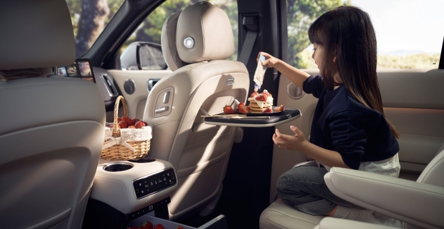 自动驾驶的“iPhone 4”时刻：理想MindVLA到底变革了什么？_腾讯新闻