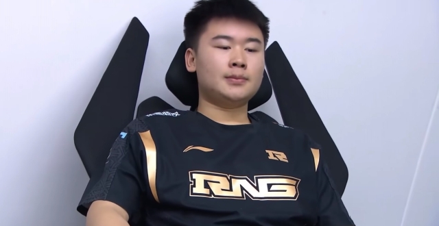 RNG再爆黑料，大量拖欠WEI工资，Uzi回旋镖再现，受害者还在增加_腾讯新闻