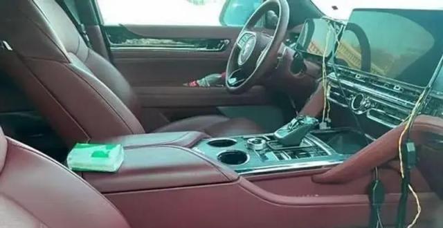 竞争仰望U8？坦克800路试完成，配自研3.0T V6插混引擎！_腾讯新闻