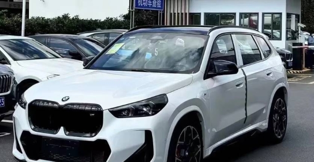 国产宝马X1 M35Li新车到店，它和普通版本哪里不一样，如何区分？_腾讯新闻