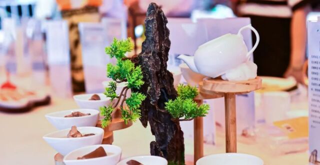 这几天，福州西湖公园里全是人！_腾讯新闻