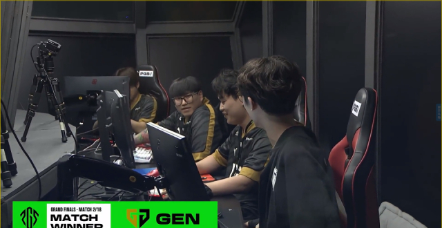 GEN开局斩获两连鸡，SQ认怂逃离双P城，4AM状态低迷沦为倒数_腾讯新闻