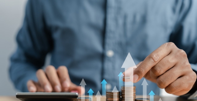 资金上周猛攻沪深300ETF，狂抛售中证1000ETF_腾讯新闻