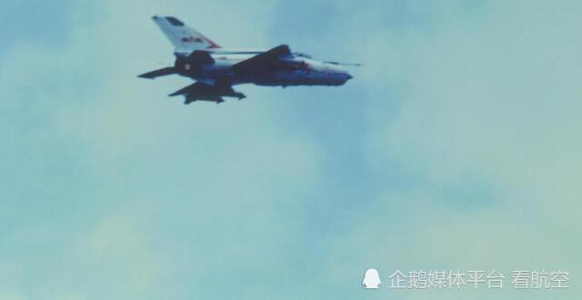 歼7C首飞40周年_腾讯新闻