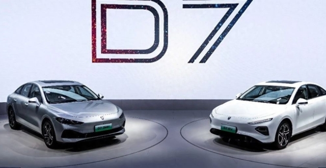 荣威D7，海豹和SL03，中高级新能源轿车“三剑客”，谁更强？_腾讯新闻