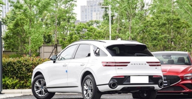 起售价32.98万元，捷尼赛思GV70正式上市，搭载2.5T发动机_腾讯新闻