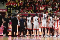 卫冕冠军四川女篮81：76战胜东莞再次挺进WCBA总决赛_腾讯新闻