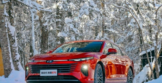 2.0T+6AT/打造国民家轿 试驾第四代奔腾B70_腾讯新闻