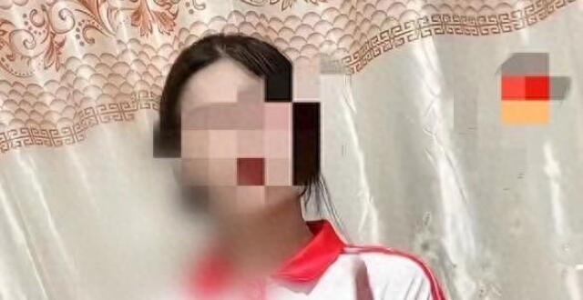 平台频现疑似未成年学生擦边短视频，此前曾有平台因相同问题被罚30万元_腾讯新闻