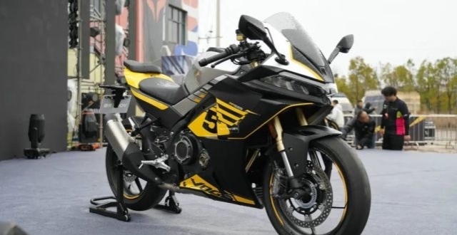 售价33，980！无极RR525上市，还有Q250、AC300亮同场亮相_腾讯新闻