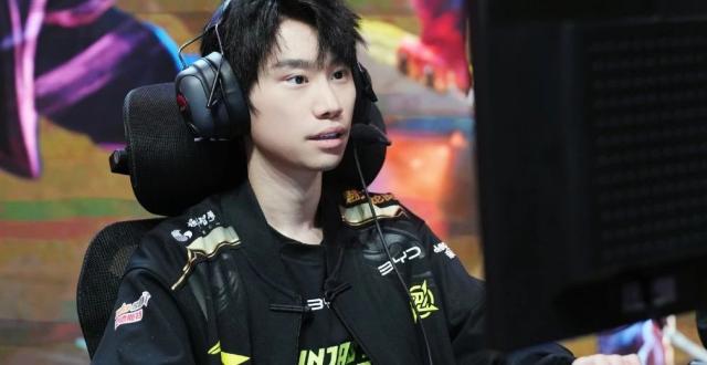 全神班出师不利！NIP3-1击败IG拿下开门红！Doinb对位表现完爆Rookie！_腾讯新闻