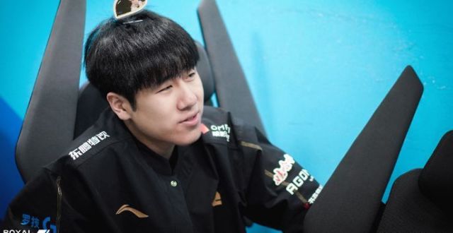 RNG 2-0 UP Breathe不死赛恩峡谷飙车创翻后排_腾讯新闻