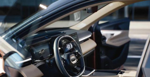 领克08EM-P正式登陆欧洲市场，起售价为52995欧元_腾讯新闻