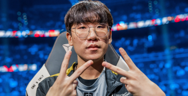 起飞！JDG官宣正式签约Ruler，S赛唯一AD位FMVP_腾讯新闻