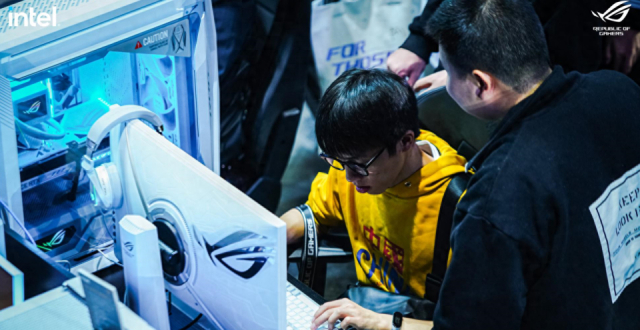 2023ROG DAY集结蜀地英雄，多款电竞显示器燃爆全场！_腾讯新闻