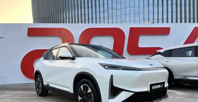 东风风神L7上市限时抢先价12.49万起 实测综合续航超2000公里_腾讯新闻