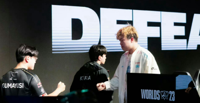 抽中好签！BLG与WBG或携手晋级八强，LCK等来坏消息_腾讯新闻