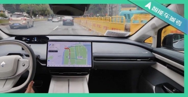 早高峰实测广汽ADiGO PILOT：城市NDA+「脱手脱眼」L3自动驾驶行业首秀！_腾讯新闻